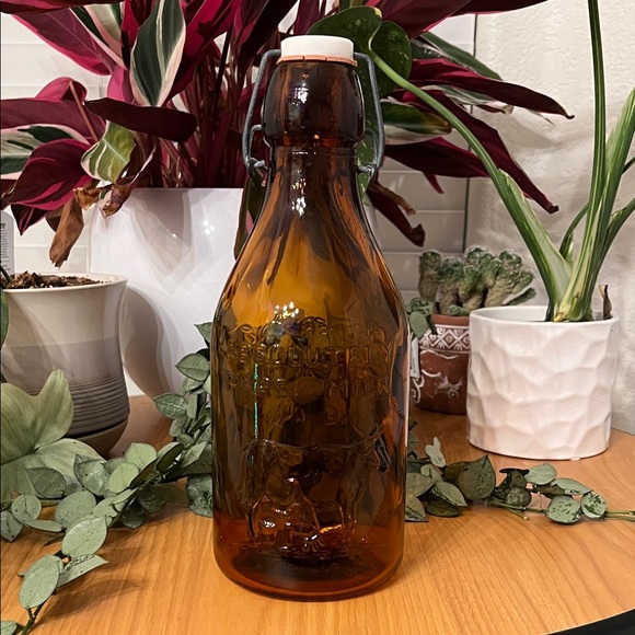 Thatchers Dairy | Art | Thatchers Dairy Absolutely Pure Milk Amber ...
